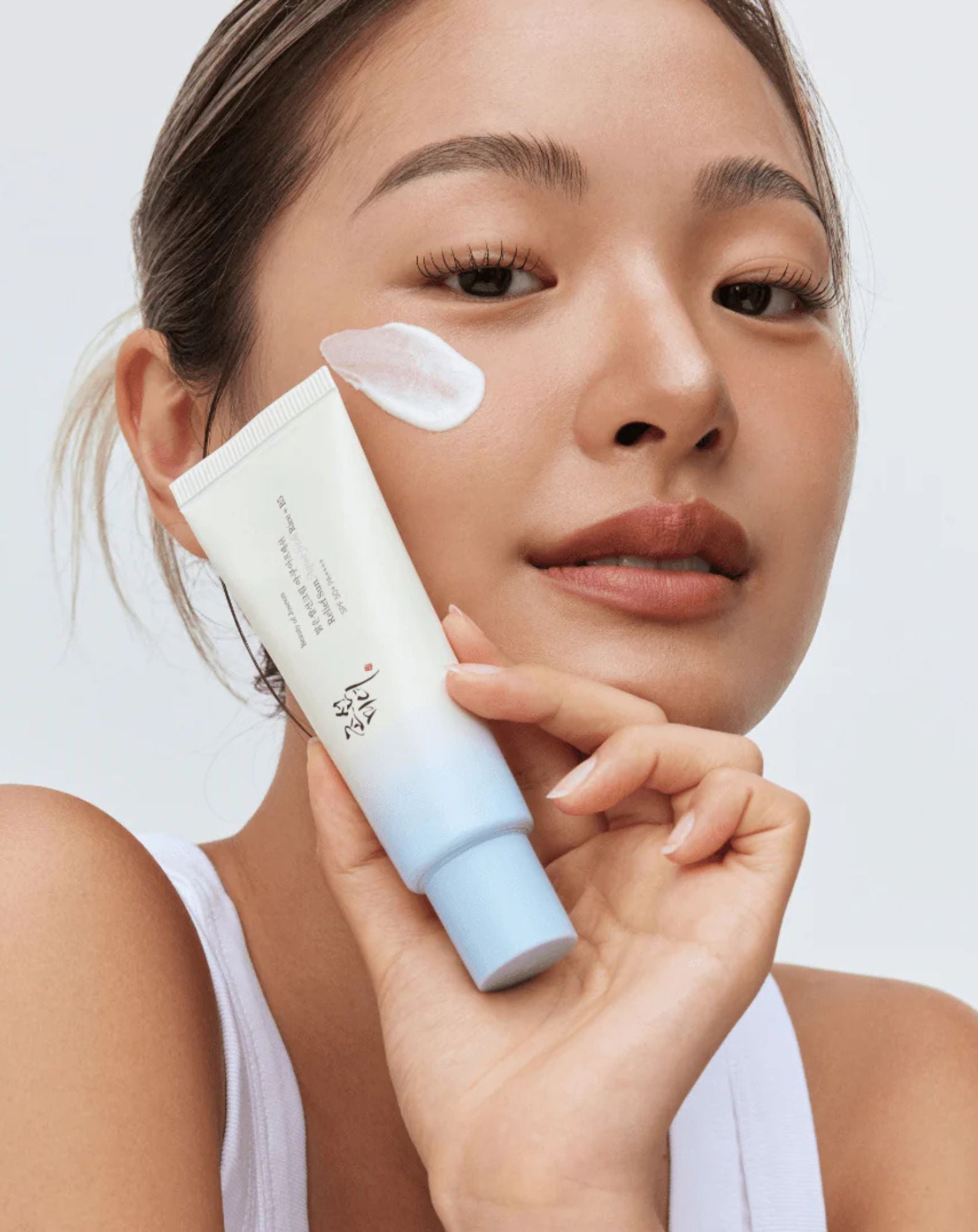 Ultra-light SPF50+ sunscreen PA++++ Relief Sun Aqua Fresh Beauty of Joseon